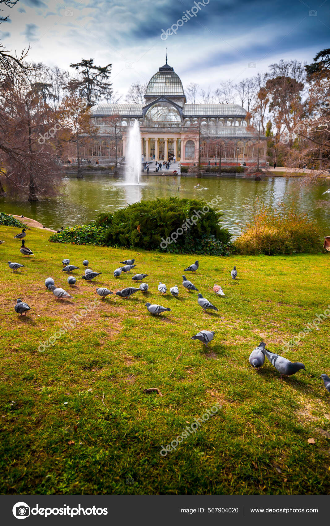Palacio Cristal Conservatorio Situado Parque Del Buen Retiro Madrid ...
