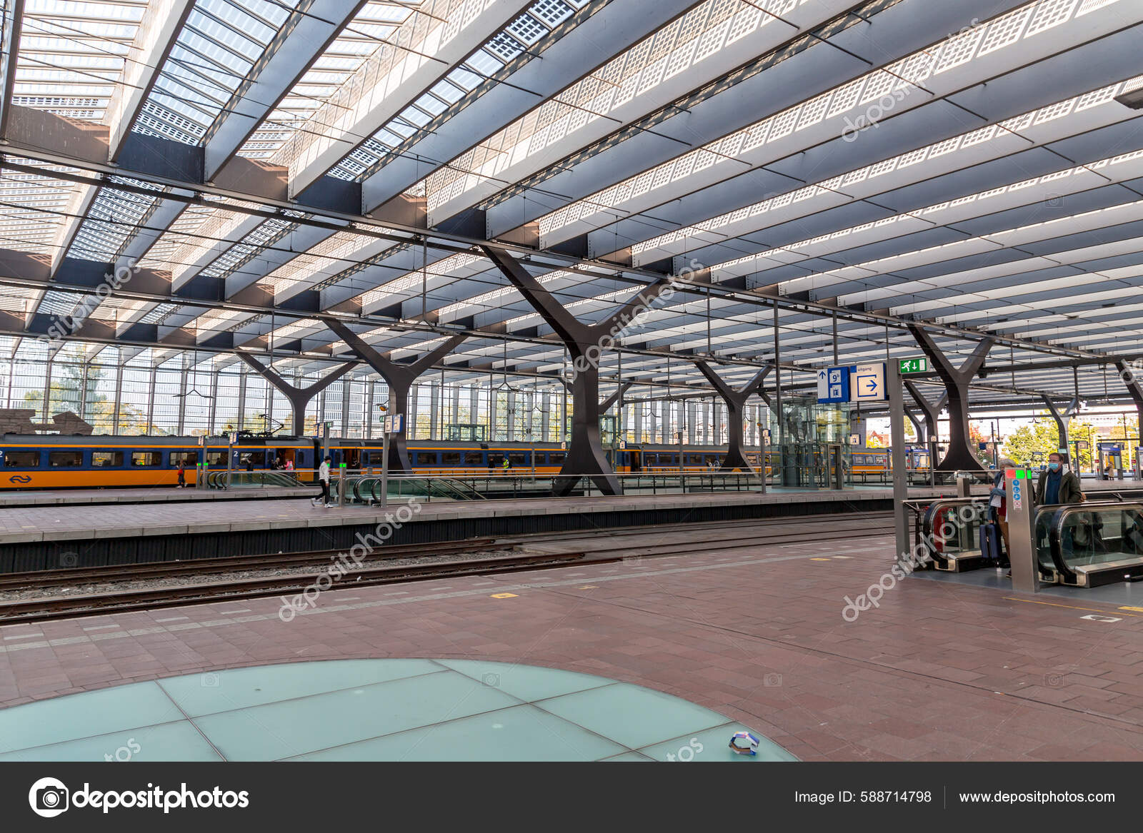 Rotterdam October 2021 Interior View Rotterdam Central Station Main ...