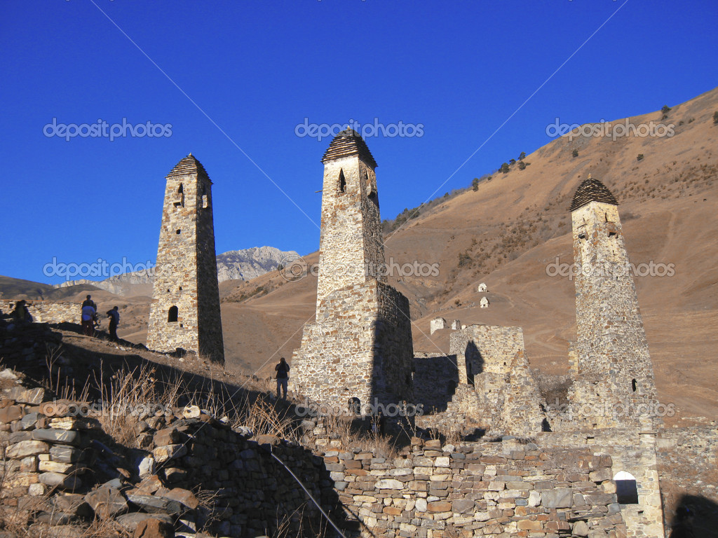 Towers of Ingushetia. Ancient architecture and ruins — Stock Photo ...