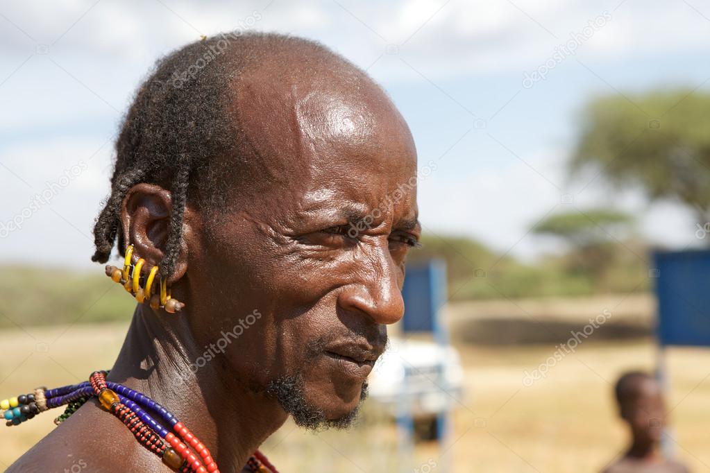 African tribal man – Stock Editorial Photo © ajlber #24318711