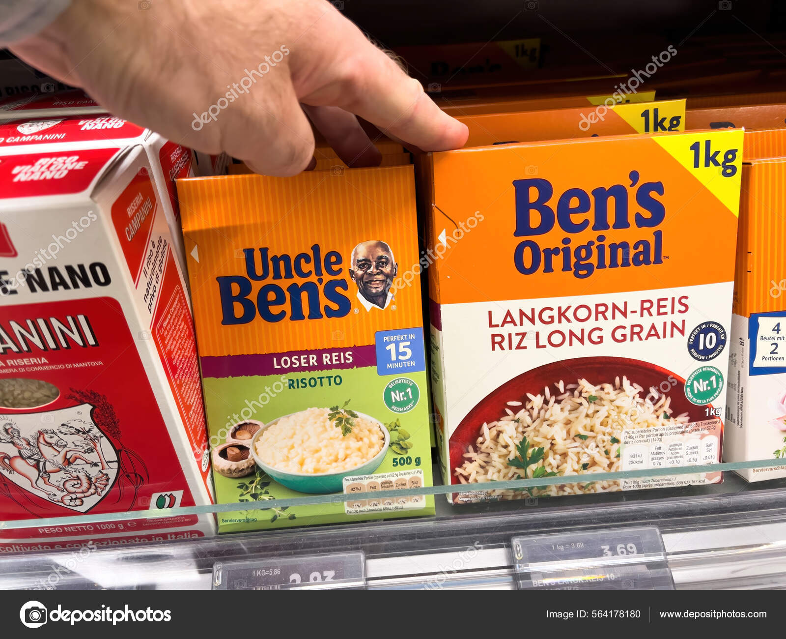 Man compare Uncle Bens and Bens Original rice new brand visual identity ...