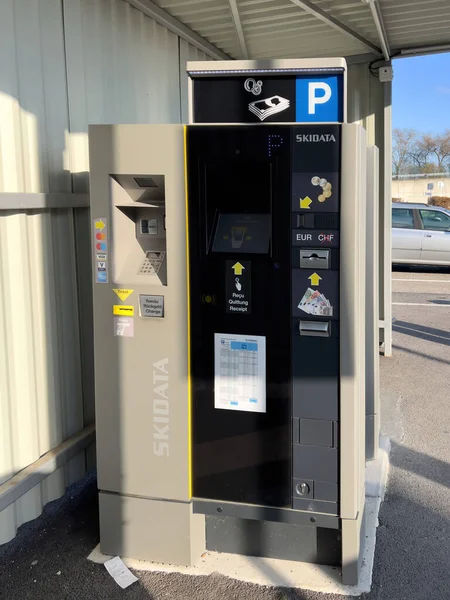 Iot parking Stock Photos, Royalty Free Iot parking Images | Depositphotos