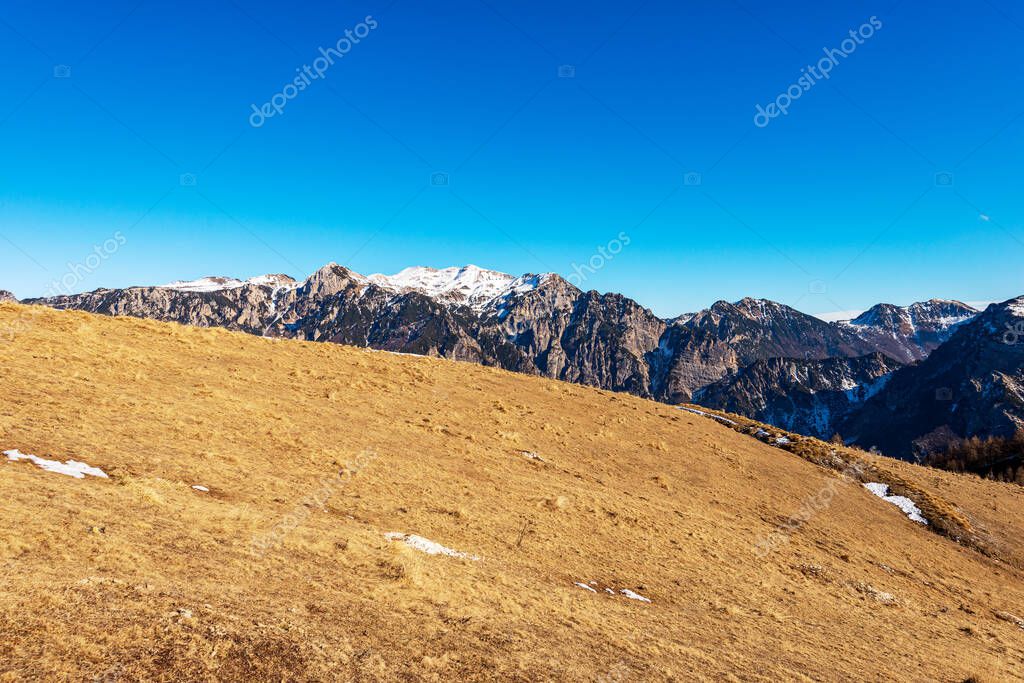 Parque Natural Regional de la Meseta de Lessinia (Altopiano della ...