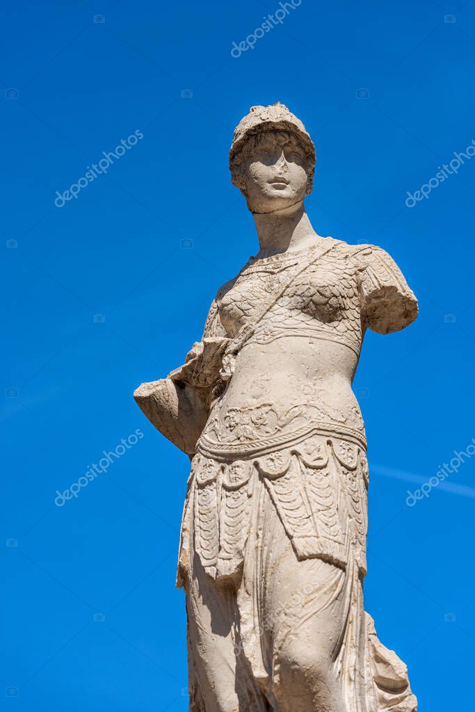 Estatua de mármol y fuente de Minerva, 1818, por el escultor de Verona ...