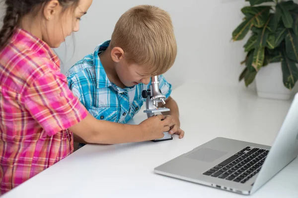 Children and tech Stock Photos, Royalty Free Children and tech Images ...