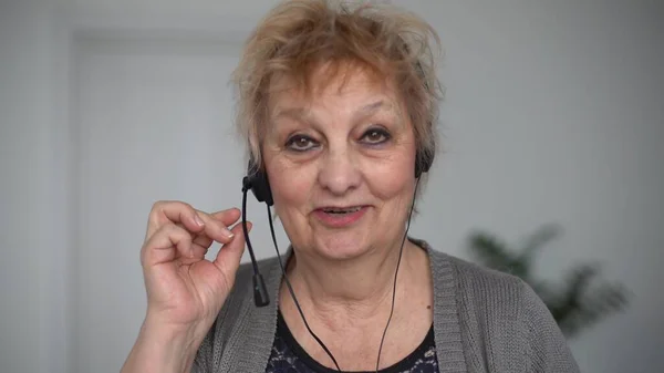 Older woman and cam Stock Photos, Royalty Free Older woman and cam ...