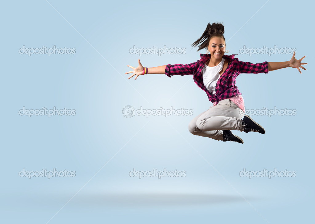 Young female dancer jumping — Stock Photo © Khakimullin #37569461