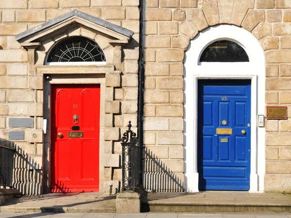 Simetrik stok fotoğraflar, telifsiz resimler, görseller | Depositphotos