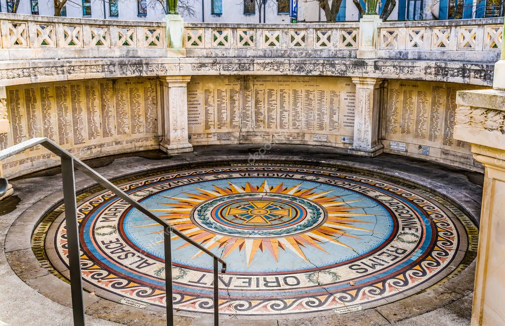 War Memorial Dead List Mosaic Esplanade Charles De Gaulle Nimes Gard Francia 1924. Memorial ...