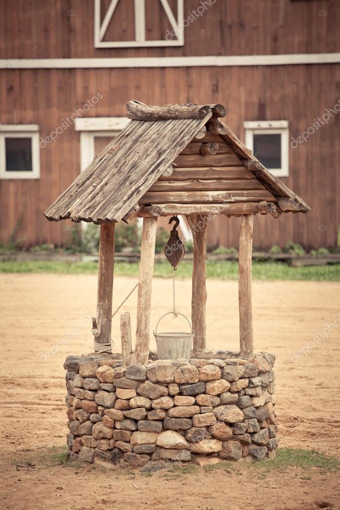 Old well — Stock Photo © WitthayaP #17173731