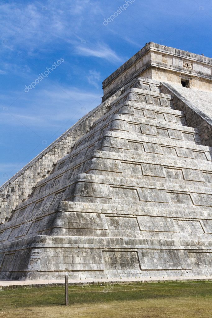 Mayan pyramid Stock Photo by ©urban_light 24762219