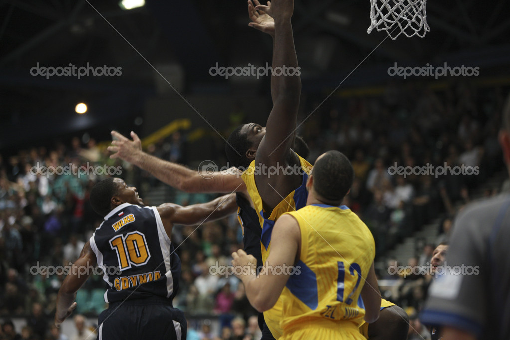 Basketball match — Stock Editorial Photo © DarioStudios #13607083