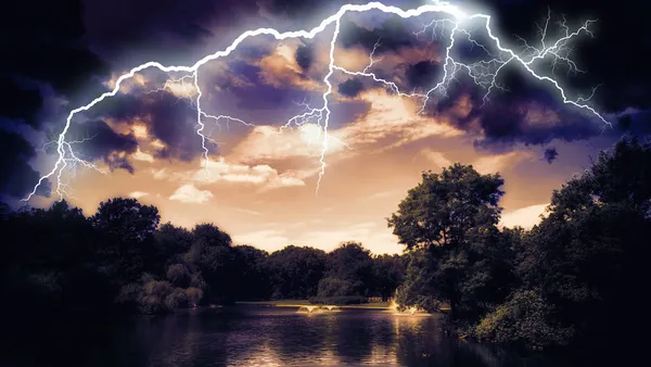 Reflection of lightning — Stock Photo © deltaoff #1605484