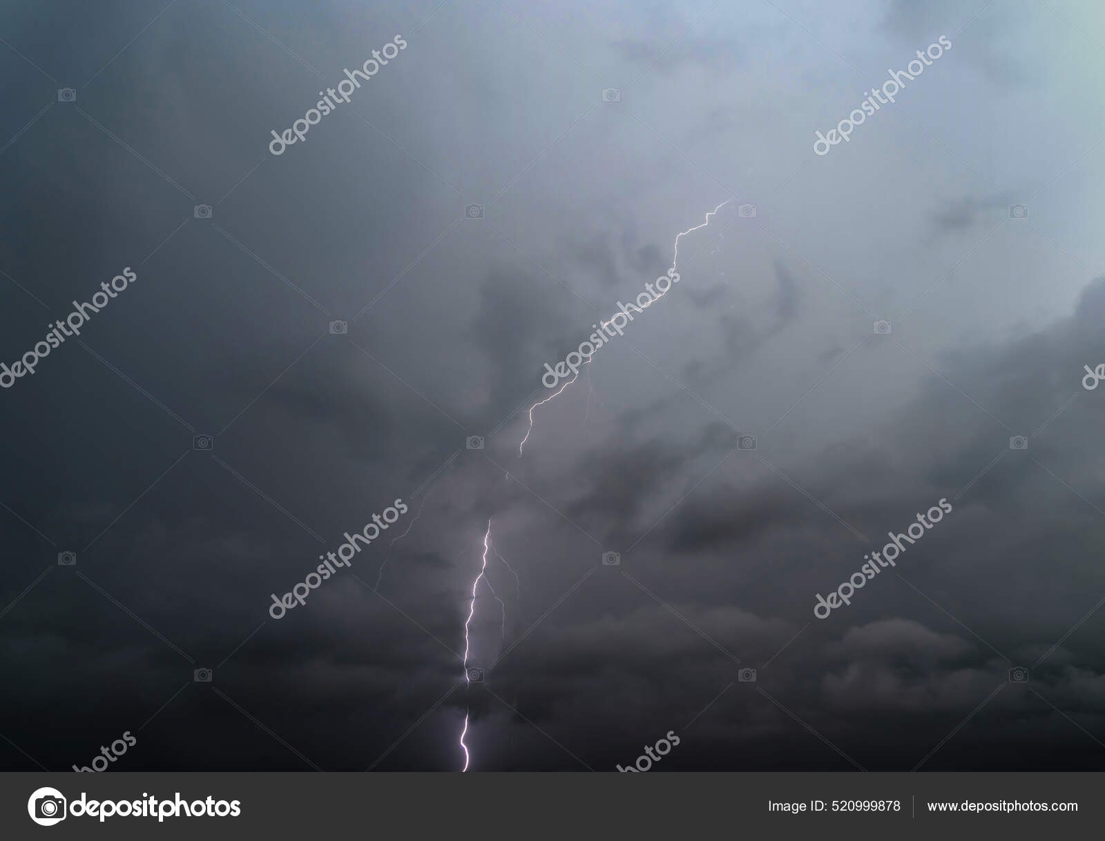 Realistic Lightning Night Background Electricity Natural Light Effect ...