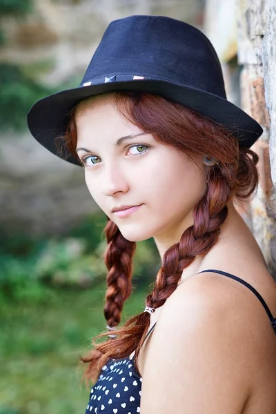 14,427,993 imágenes de Chica 16 años libres de derechos | Depositphotos