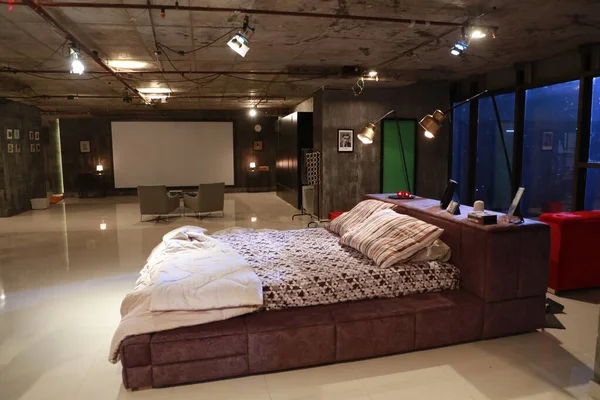 Cool Movie Theaters With Beds