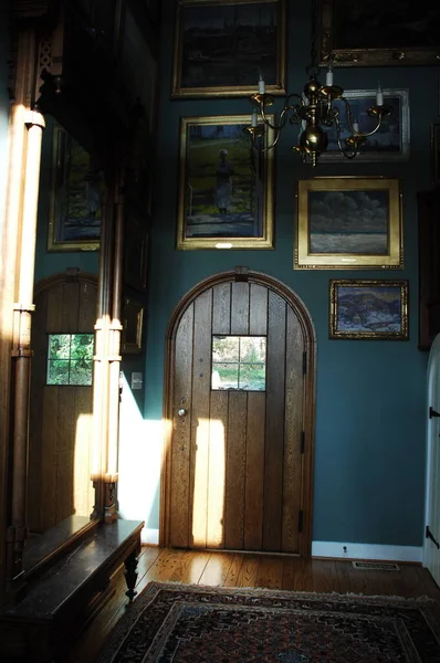 Michael bushman house Stock Photos, Royalty Free Michael bushman house ...