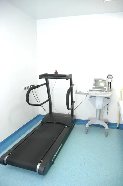 Physiotherapy bed Stock Photos, Royalty Free Physiotherapy bed Images ...