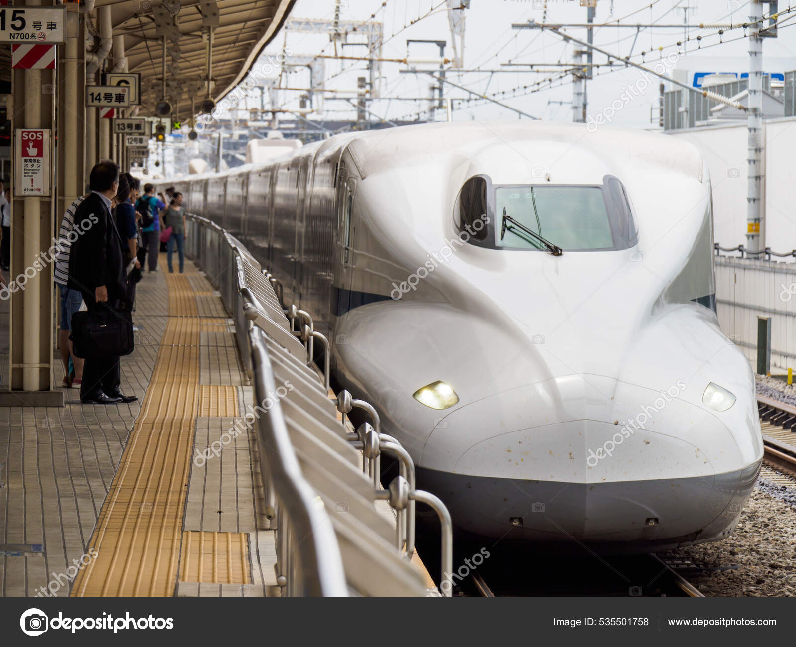 Japan Shinkansen Limited Express Train — Stock Editorial Photo ...