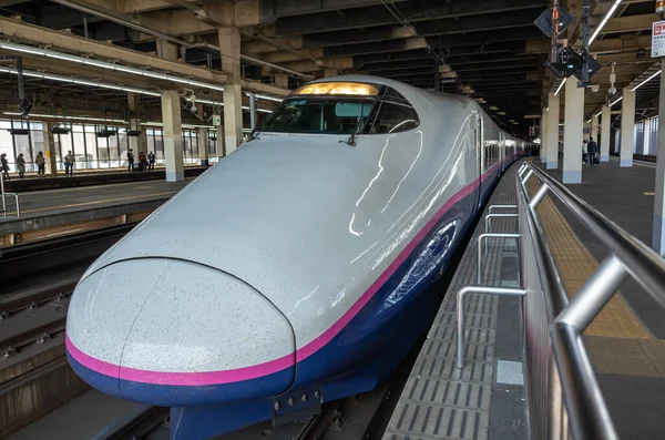 Japanese shinkansen Stock Photos, Royalty Free Japanese shinkansen ...