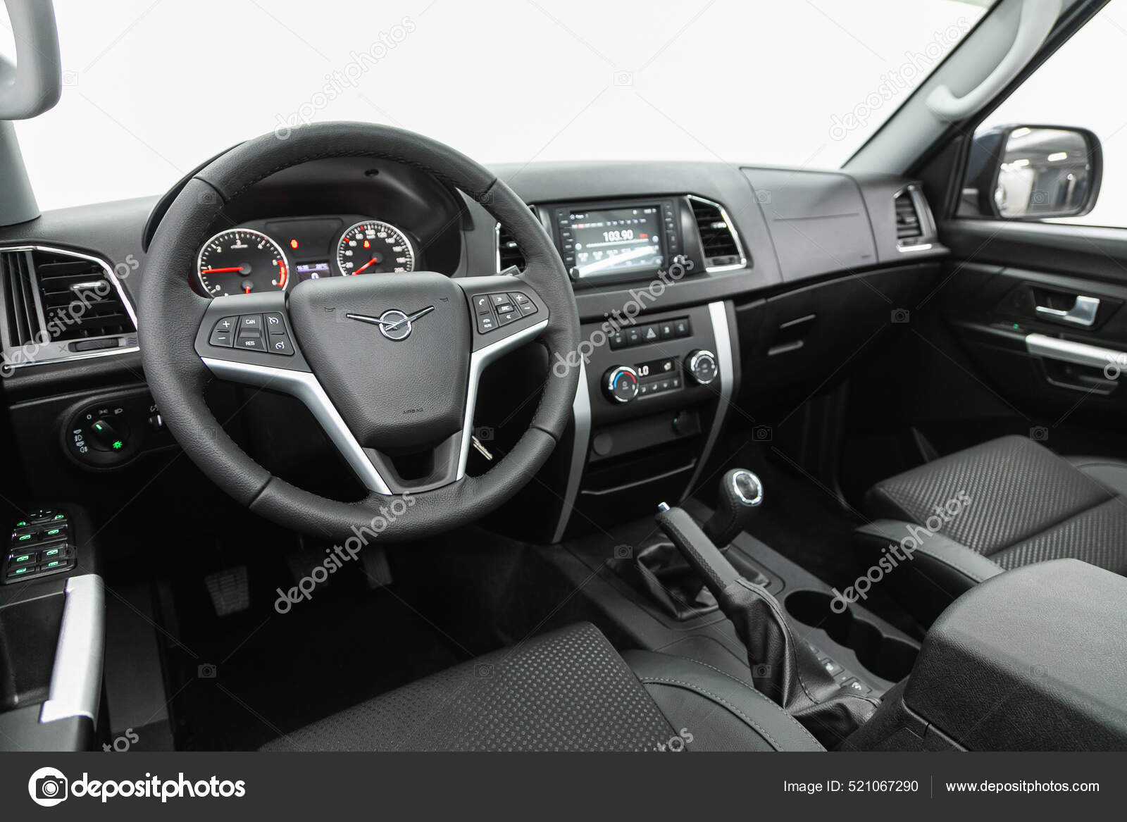 Novosibirsk Rusia Octubre 2021 Uaz Patriot Interior Del Coche Volante — Foto editorial de stock ...