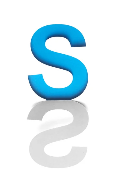 Letra s azul fotos de stock, imágenes de Letra s azul sin royalties ...