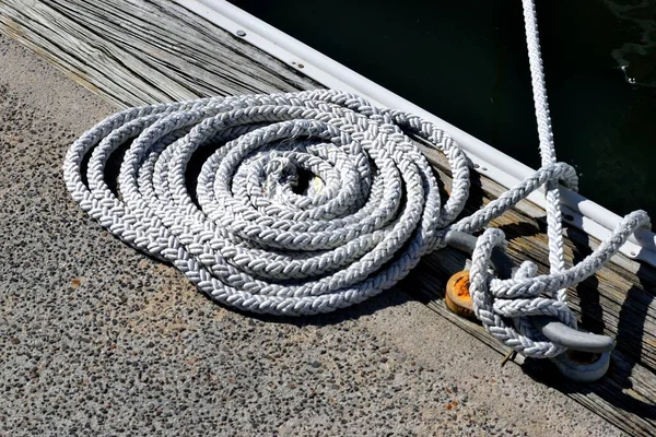 Voyage mooring rope Stock Photos, Royalty Free Voyage mooring rope ...