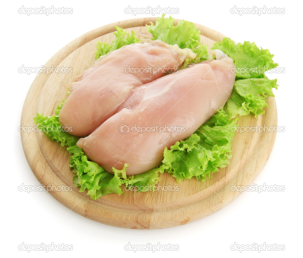 Carne de frango cru na tábua, isolada no branco — Fotografias de Stock ...