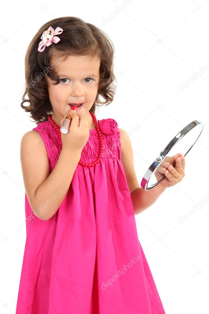 Hermosa niña haciendo maquillaje aislado en blanco: fotografía de stock ...