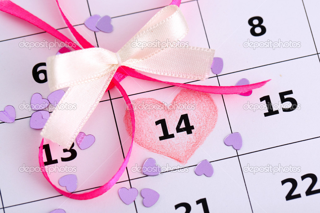 Notes on the calendar (valentines day), close-up — Stock Photo ...