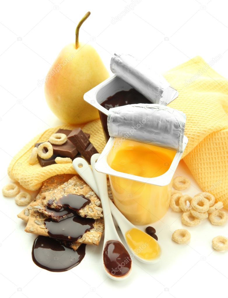 Sabrosos postres en copas de pl stico abiertas y panales de miel ...