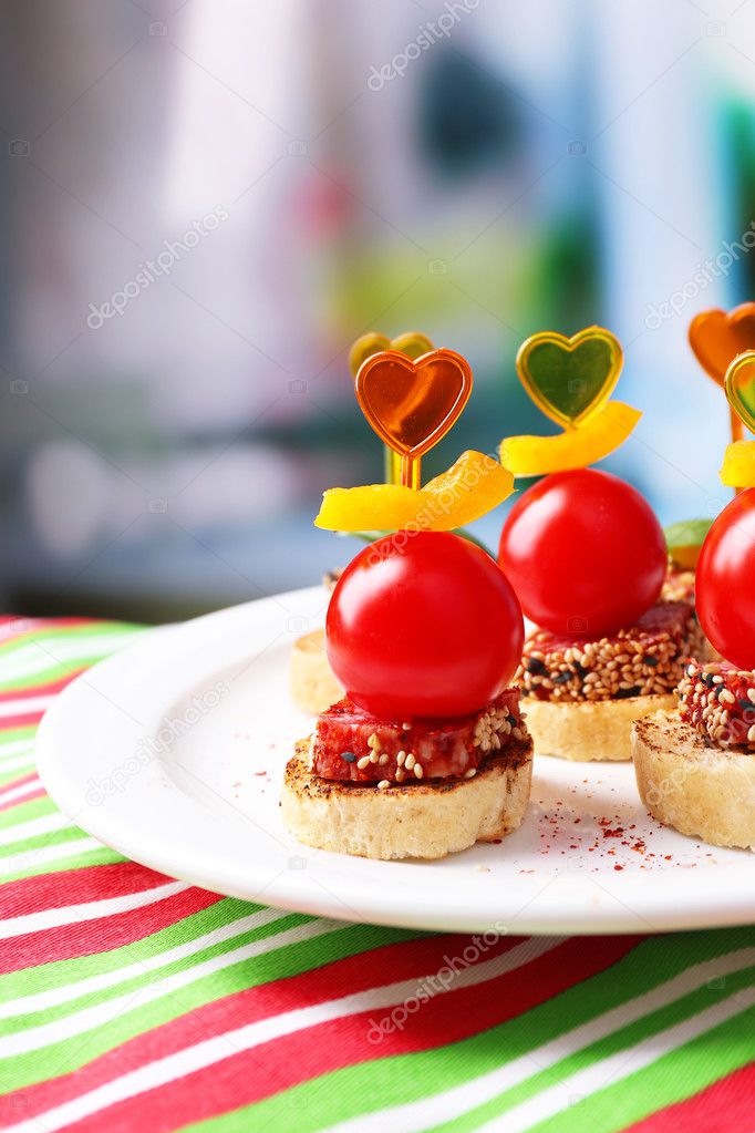 Canapes with salami,tomato, pepper and basil leaves — Stock Photo ...