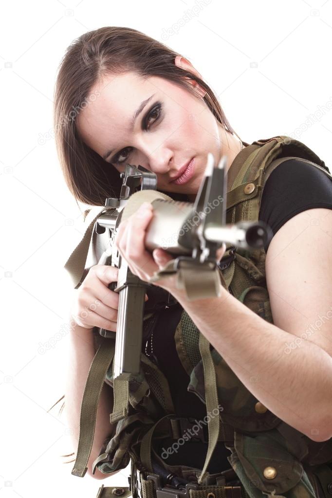 Mujer del Ejército con pistola - Hermosa mujer con rifle de plástico 2023