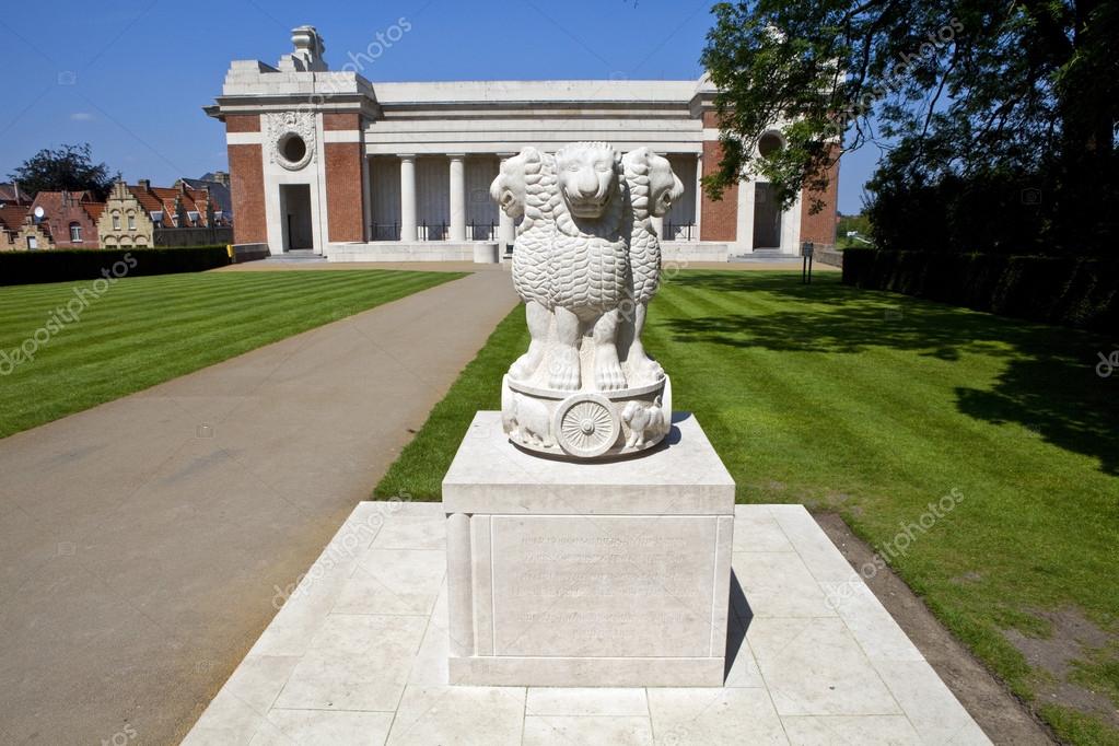 India in Flanders Fields Monument and the Menin Gate in Ypres — Stock ...