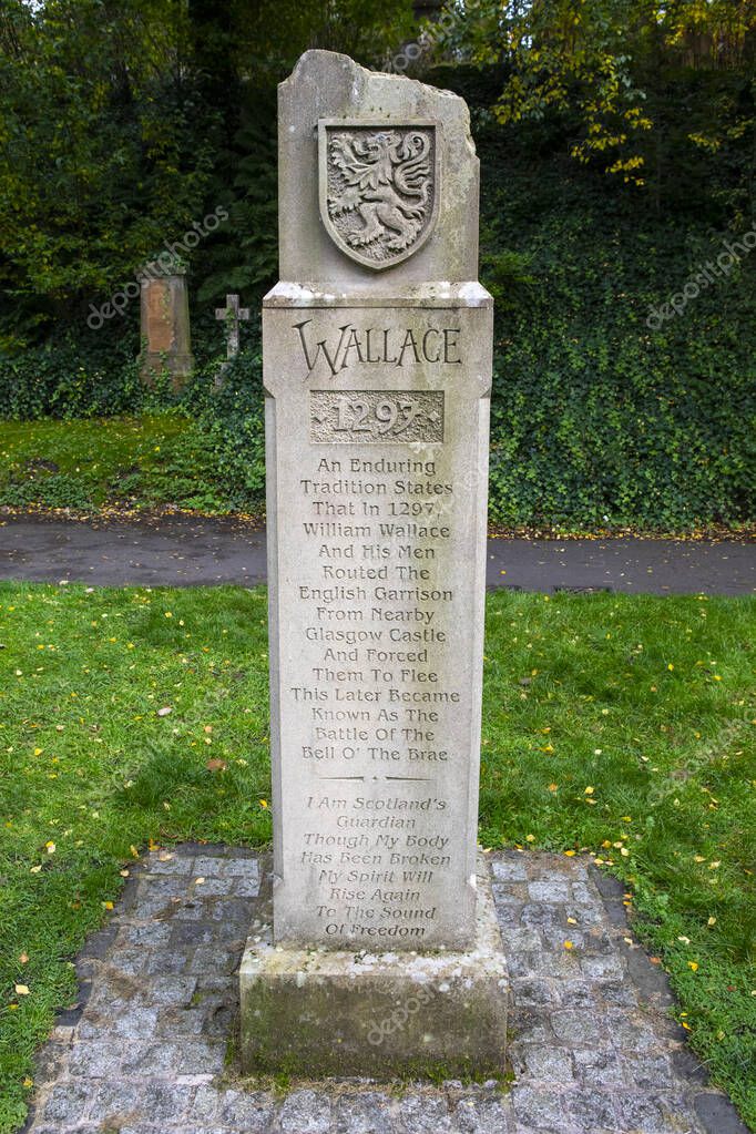 Glasgow, Escocia - 12 de octubre de 2021: Monumento a William Wallace, en la Necrópolis de ...
