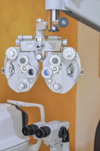 Optometrist Diopter