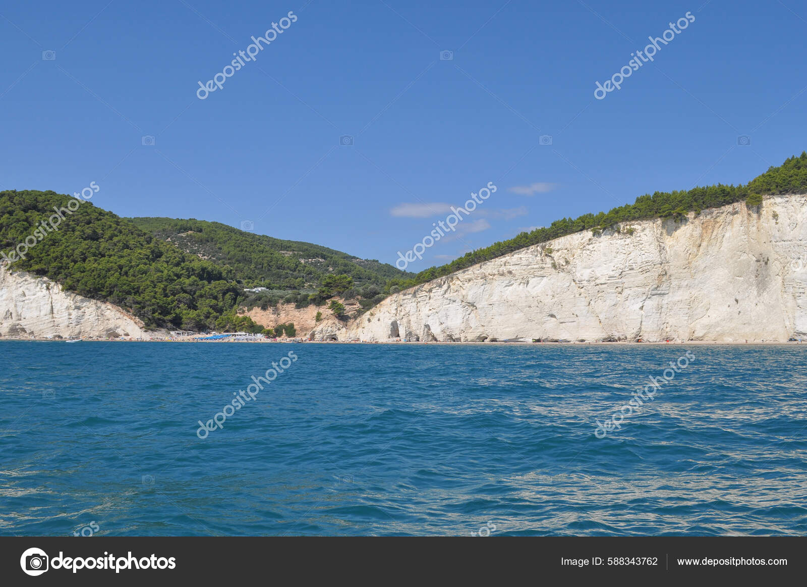 White Cliffs Seen Sea Vieste Italy — Stock Photo © scrisman #588343762