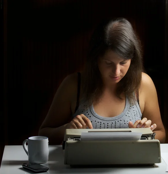 Female writer typing Stock Photos, Royalty Free Female writer typing ...