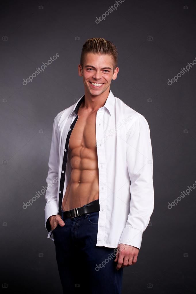 Muscular man — Stock Photo © ferrerivideo #34817127