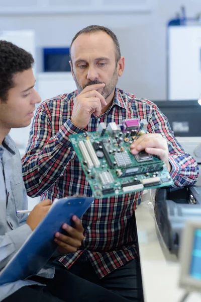 Computer repair students Stock Photos, Royalty Free Computer repair ...