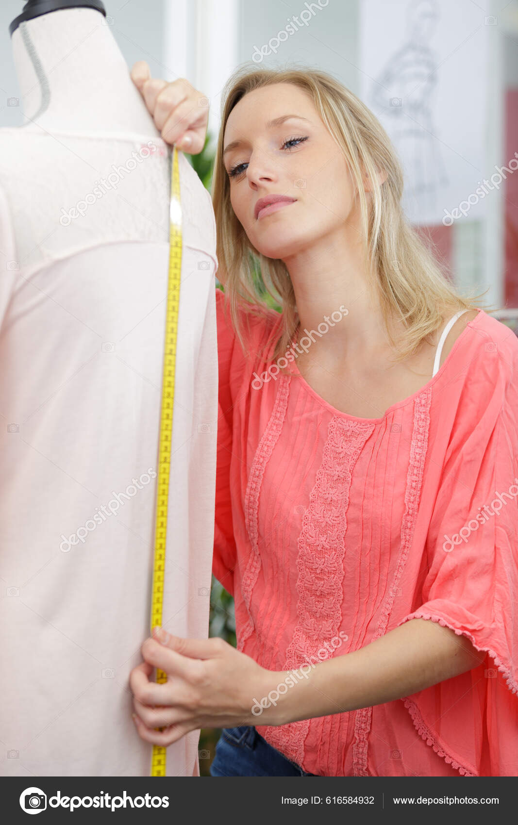 Professional Female Tailor Measuring Dummy — Stock Photo ...