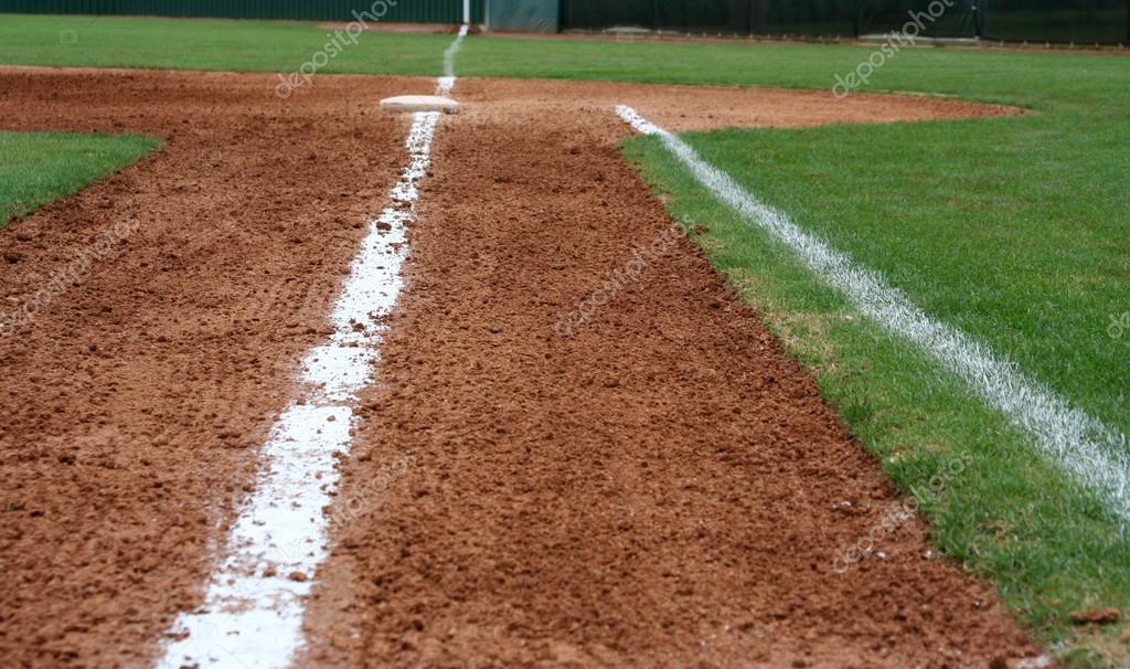 Line to First Base Stock Photo by ©33ft 38319225