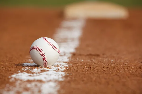 Baseball Field Chalk Line — Stock Photo © 33ft #19667407