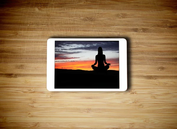 Скачать картинки Midday meditation app, стоковые фото Midday meditation ...