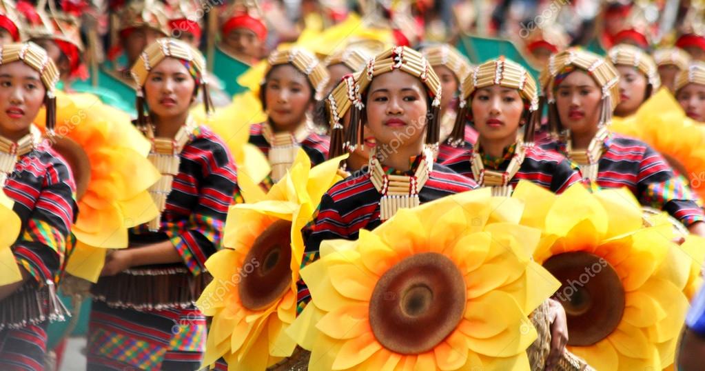 Panagbenga Festival, Baguio City — Stock Editorial Photo © h3k27 #21399257