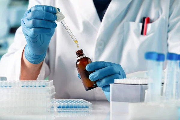 Mixing fluids Stock Photos, Royalty Free Mixing fluids Images ...