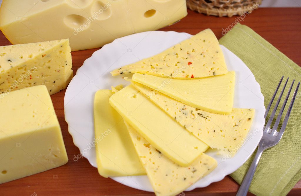 Different varieties of cheese slices — Stock Photo © sinat #13040376