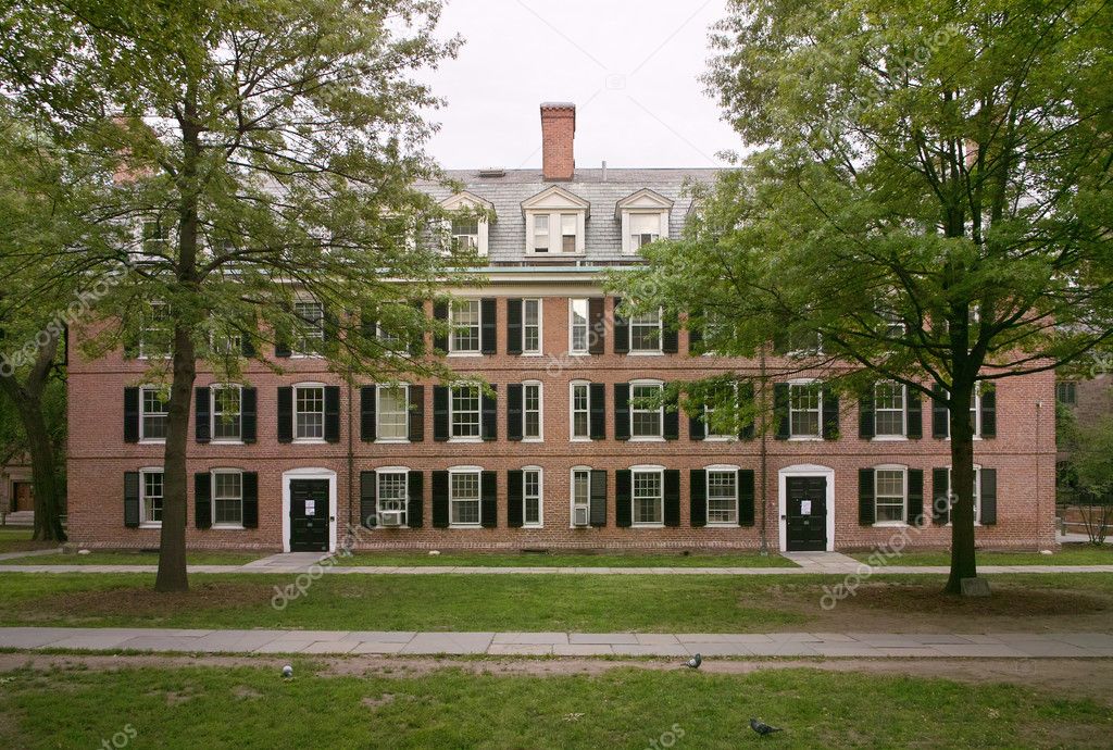 Colonial Brick Building — Stock Photo © searagen #12402646