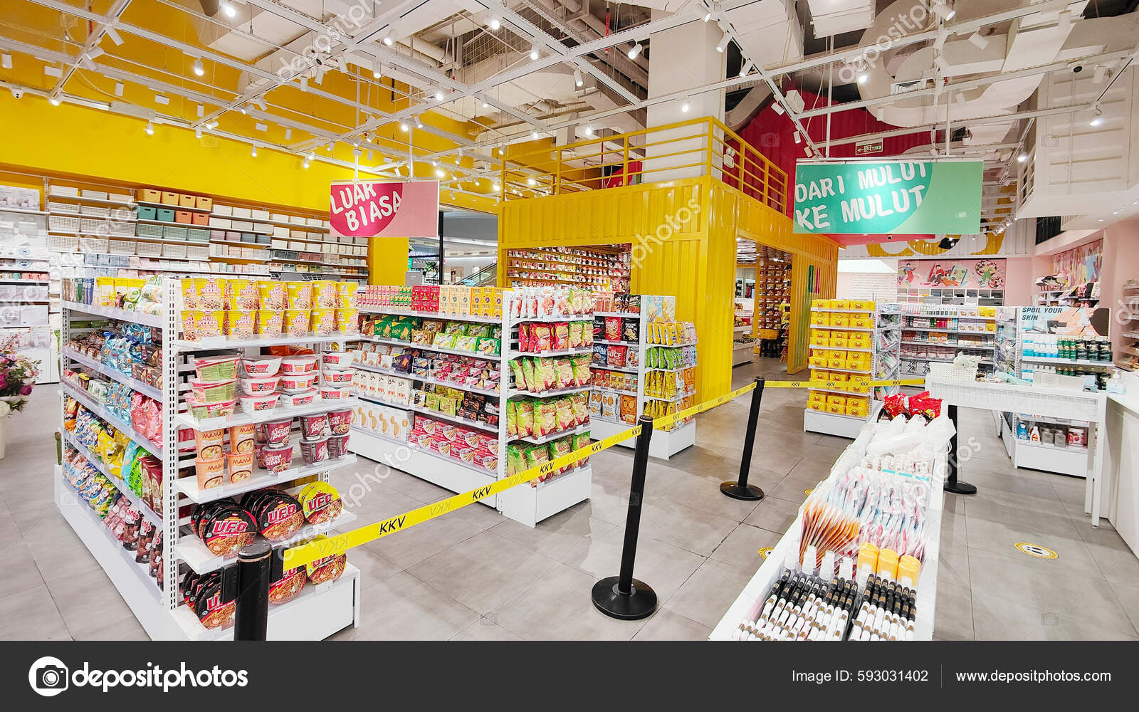 Jakarta Indonesia July 2022 Image Convenience Store Interior Many Snack ...