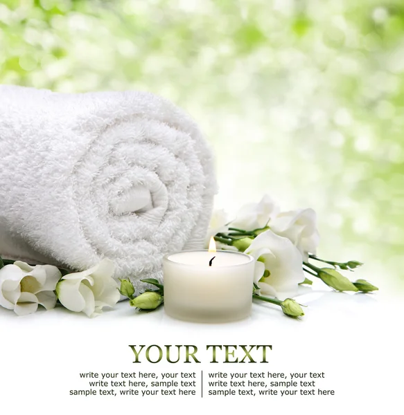 Spa massage border with towel and orange lily flower — Stock Photo ...